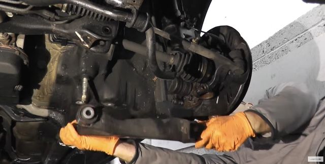 What Is A Suspension Control Arm And Why Is It Important? | Subaru ...
