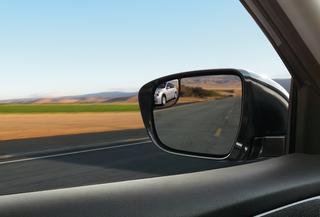 How to Use 3 Different Types of Car Mirrors | Nissan North