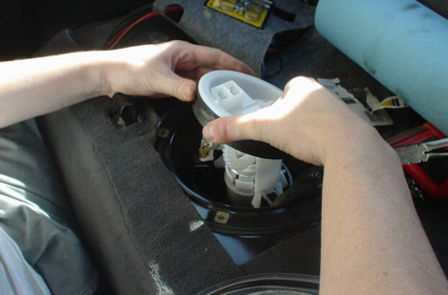 What Is a Fuel Pump and Why Is it Important? | Blue Springs Ford Parts Blog
