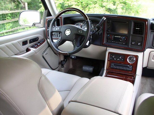 A Photo History of the Cadillac Escalade | Auto Parts Express