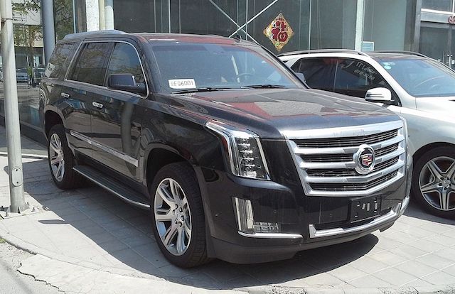 A Photo History of the Cadillac Escalade | Auto Parts Express