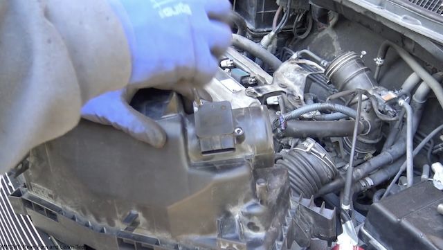 How To Replace A Toyota Mass Air Flow (MAF) Sensor | Toyota Parts ...