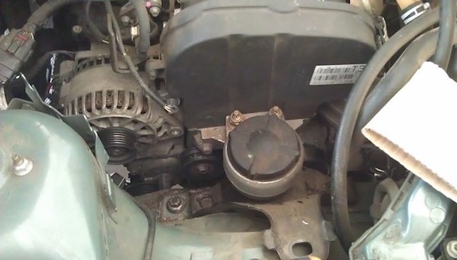 How To Replace An Alternator | Blue Springs Ford Parts Blog