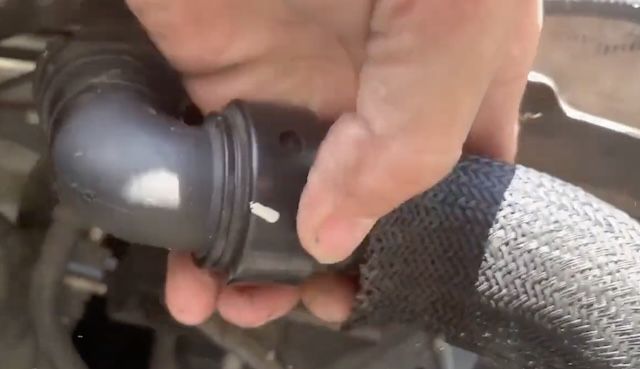 How To Replace A Ford Radiator Hose | Blue Springs Ford Parts Blog
