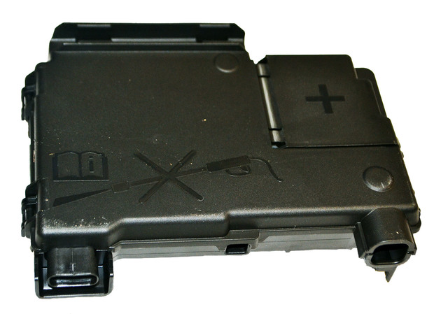 23223079 - Genuine OEM GM Battery Distribution Engine Compartment Fuse ...