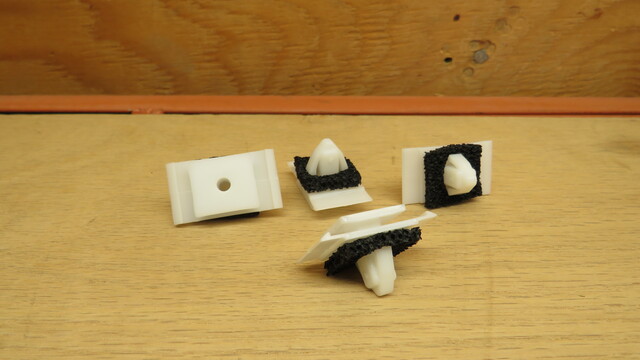 87758-D2000 - Rocker Molding Clip Kia Cheap Parts