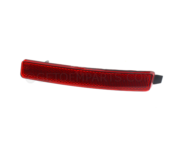 25881881 - Reflector - Driver's Side (LH) GetOEMParts.com