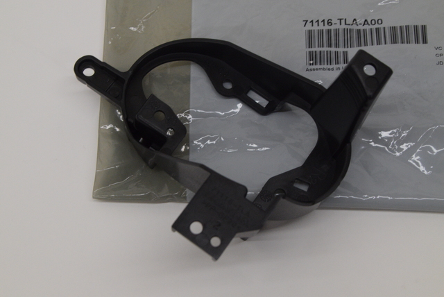 71116-TLA-A00 - 2017-2019 Honda CR-V - Bracket R Front Fog Light | All ...