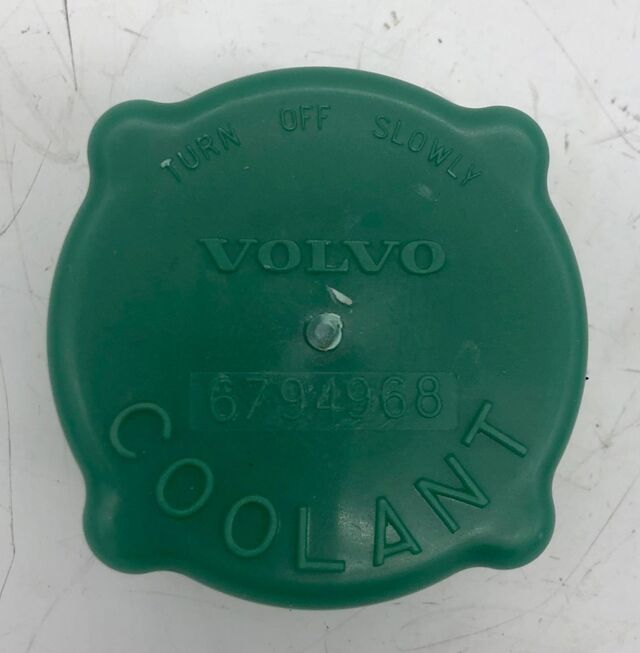 6794968 - VOLVO 6794968 - FILLER CAP | Truck Part Center