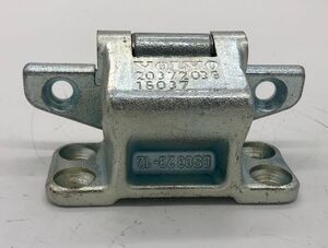20372039 - VOLVO 20372039 - HINGE | Truck Part Center