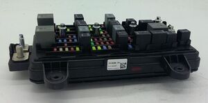 24136280 - VOLVO 24136280 - FUSE BOX | Truck Part Center