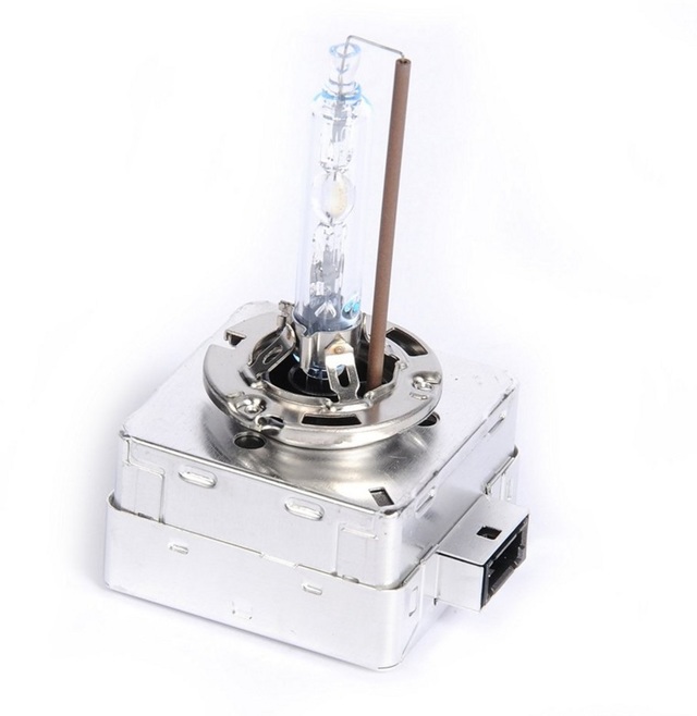 2013-2024 GM Headlamp Bulb 13587843 | GM Parts Center