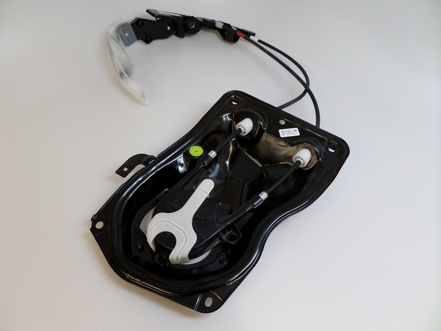 Genuine Official Toyota Power Sliding Door Control Module part# 69641 ...