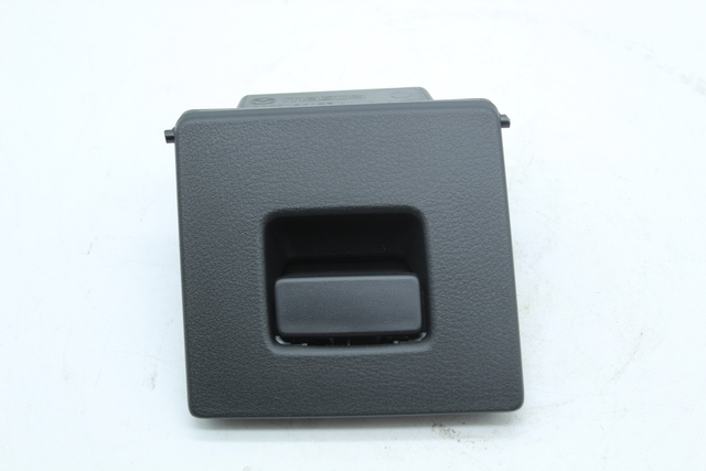 BDGF-64-180A - Pocket - Driver's Side (LH) 2019-2025 Mazda 3 | Mazda ...