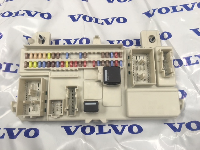 2004-2013 Volvo S40 V50 C70 C30 Fuse & Relay Box Electronic Unit ...