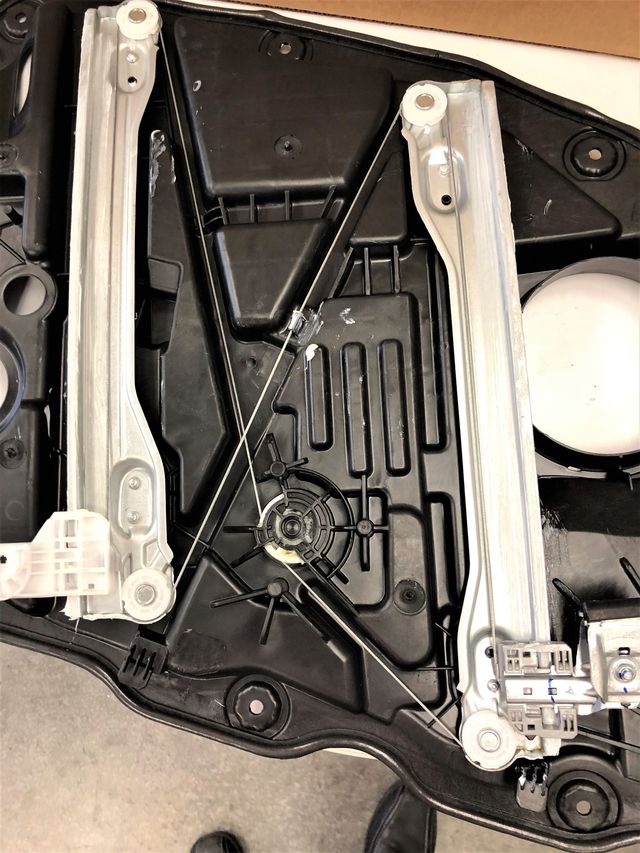 82481-4C500 - Window Regulator 2014-2015 Kia Optima | Kia.Parts Store