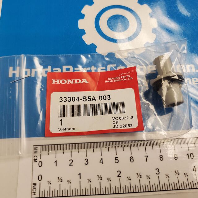 33304-S5A-003 - 2001-2024 Honda - Socket (T10) | Genuine Honda Parts