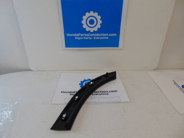 75390-TG7-A01 - 2016-2025 Honda - Garnish R Rear Door Wheel Arch ...