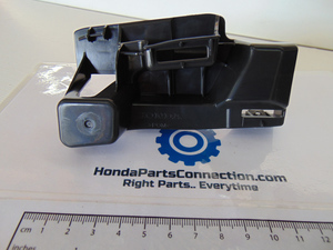 74166-TLA-A02 - 2017-2022 Honda CR-V - Bracket L Front Wheel Arch ...