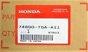 2015-2020 Honda Fit Garnish Rear License Assembly | Genuine Honda Parts