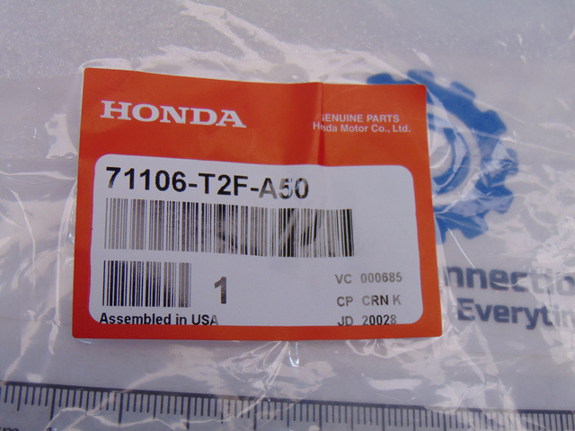 71106-T2F-A50 - 2016-2017 Honda Accord - Duct Front Bumper Air (Upper ...