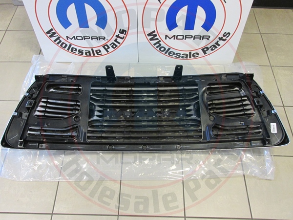6NE51SZ0AB - Radiator Grille 2016-2018 Ram | Mopar Wholesale Parts