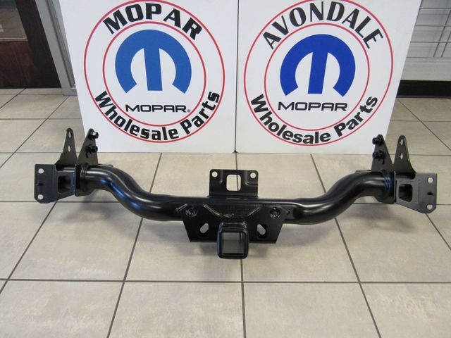 82215222AD - Hitch Receiver - Class IV 2019-2026 Ram 1500 | Mopar ...