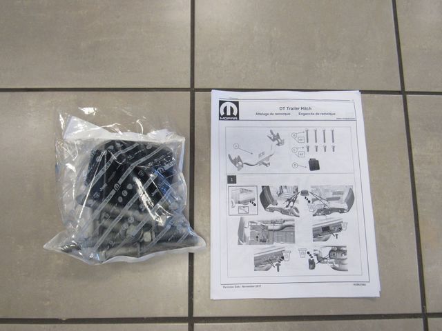 82215222AD - Hitch Receiver - Class IV 2019-2026 Ram 1500 | Mopar ...