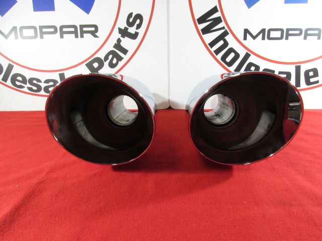82216079AA - Black 5-Inch Exhaust Tips 2019-2022 Ram 1500 | Mopar ...