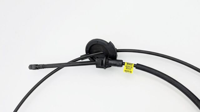 84870461 - Automatic Transmission Range Selector Lever Cable - Upper ...