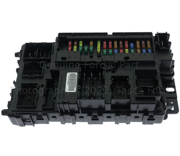 2015-2018 Ford Edge Body Control Module FU5Z-15604-D | TascaParts.com