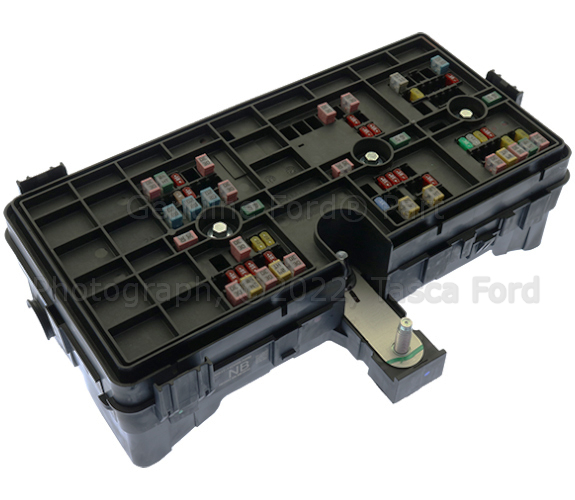 2021-2025 Ford Bronco Fuse Box MB3Z-14A068-Z | TascaParts.com