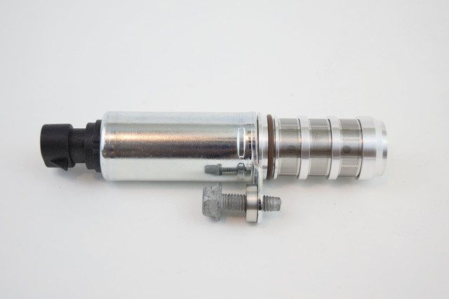 GM Parts | Exhaust Variable Valve Timing (VVT) Solenoid Part# 12679100 ...