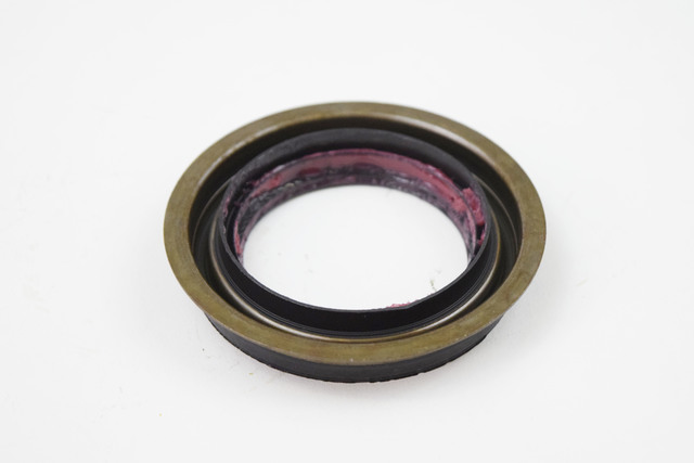 Buy Genuine GM Auto Parts - Seal (Part # 26064029) | GM Parts Store