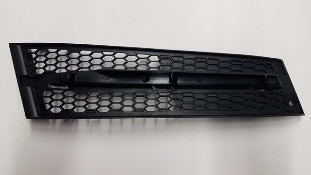 51117227924 - 2011-2013 BMW Lower Bumper Grille, right (51-11-7-227-924 ...