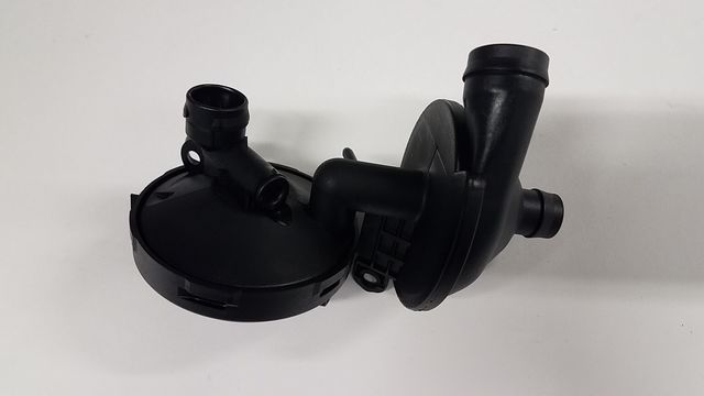 11617501566 - 1999-2006 BMW Engine Crankcase Vent Valve (11-61-7-501 ...