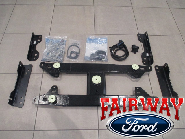 17 thru 22 Super Duty OEM Ford 5th Wheel/Gooseneck Hitch Prep Package ...