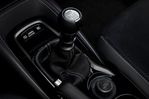 Rally Special Edition Shift Knob w/ Carbon Fiber Finish PTR57-12240 ...