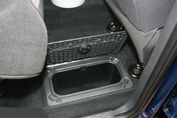 RAMFLOORSTG - Ram In Floor Storage Bins Classic 4TH Gen 1500 + 2500 ...