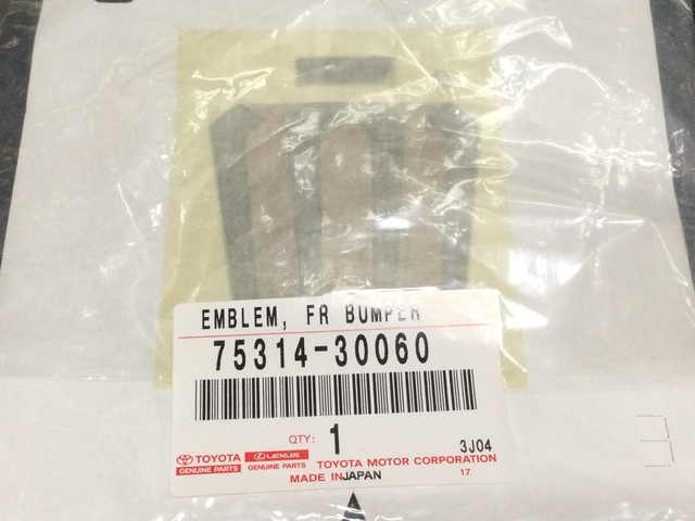 75314-30060 - Genuine Toyota Crown Front Bumper/Grill Emblem Elmhurst ...