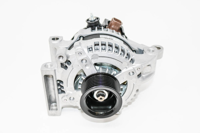 Buy Toyota Alternator 27060-0S020 | Longo Toyota Parts