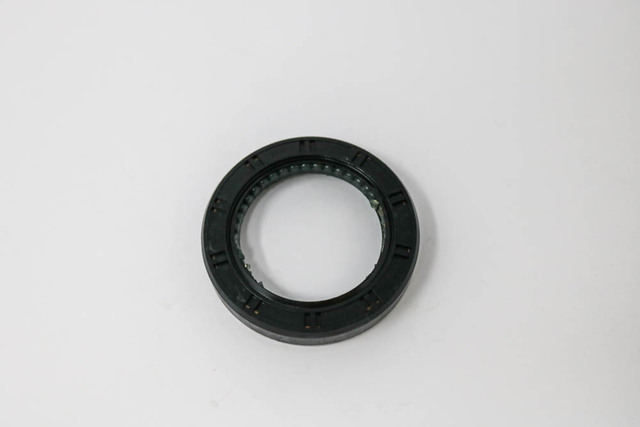 90311-40001 - Seal 1985-2010 Toyota | Longo Toyota Parts