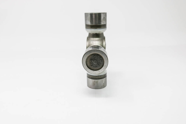 04371-04031 - Universal Joints 2005-2024 Toyota | Longo Toyota Parts