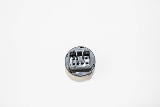 90075-60036 - Tail Light Socket (Left, Right, Rear) 2001-2007 Toyota ...