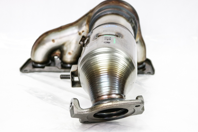25051-28180 - Catalytic Converter with Integrated Exhaust Manifold ...