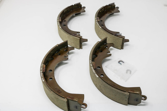 04495-33010 - Drum Brake Shoe Longo Toyota Parts