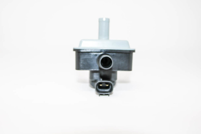 Buy Toyota Valve Assembly, Vacuum Switching, No. 1 25860-0P090 | Longo ...