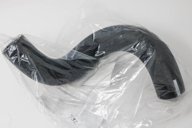 16573-0T040 - Radiator Coolant Hose Longo Toyota Parts