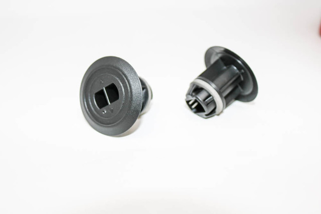 90467-22015 - Rocker Molding Clip 2016-2025 Toyota | Longo Toyota Parts