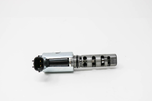 15330-0P030 - Engine Variable Valve Timing (VVT) Solenoid (Right) 2005 ...